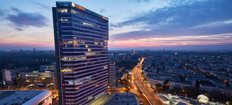 globalworth-tower-exterior-2 - ConstructivConstructiv