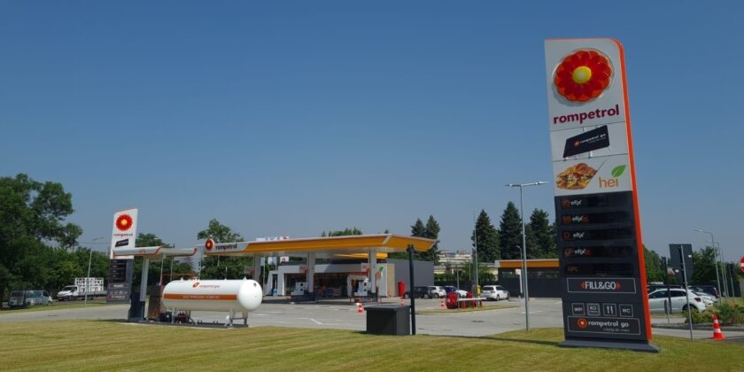 Rompetrol a construit zece noi stații de alimentare cu carburanți ...